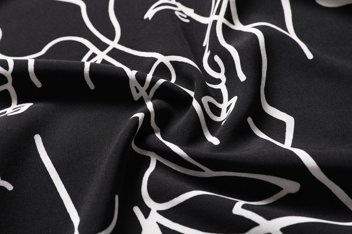 Aari Plus Size Scribble Art Maxi Dress– Hello Curve