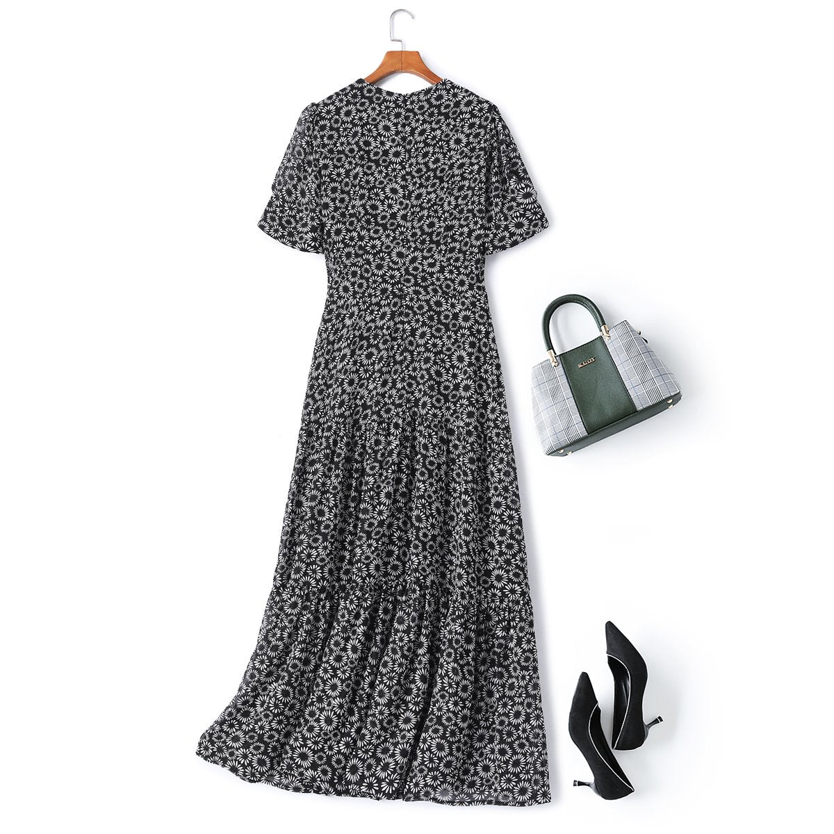 Elsie Plus Size Black Floral Midi Dress– Hello Curve