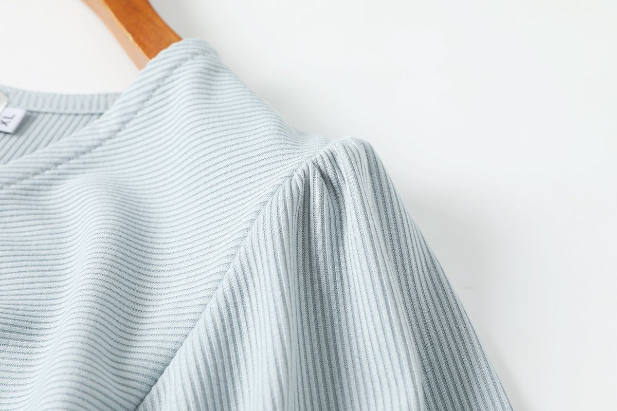 Michelle Plus Size Twist Bust Midi Dress– Hello Curve